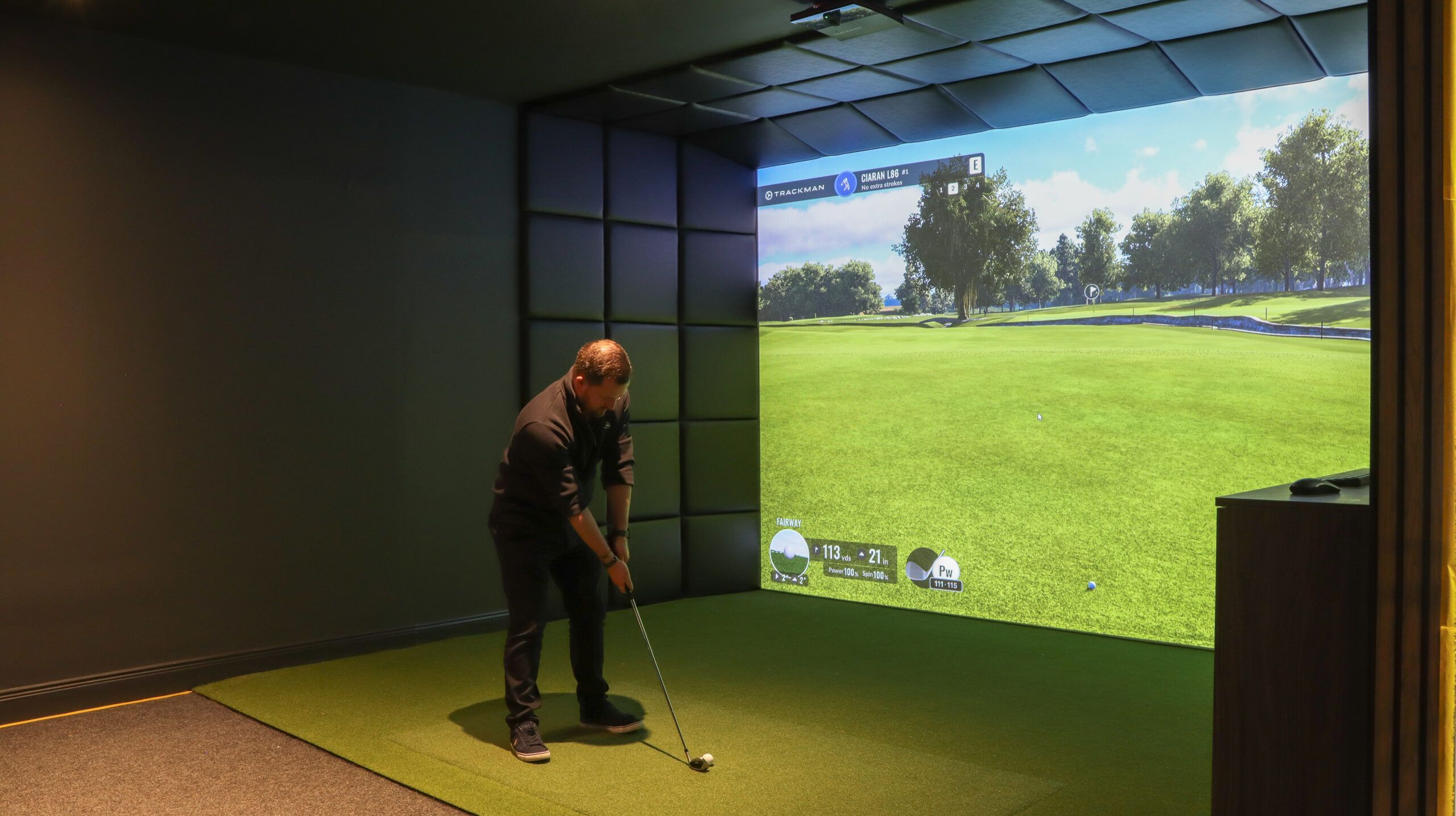 Par 72 - Indoor Golf Simulator Killarney | The Brehon Hotel